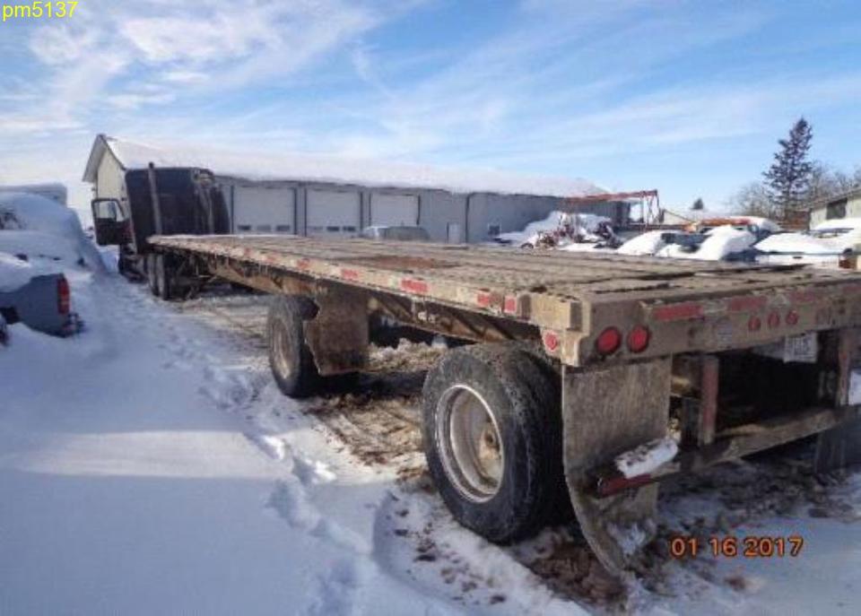 Heavy Salvage - 1998 UTILITY FLATBED TRAILER